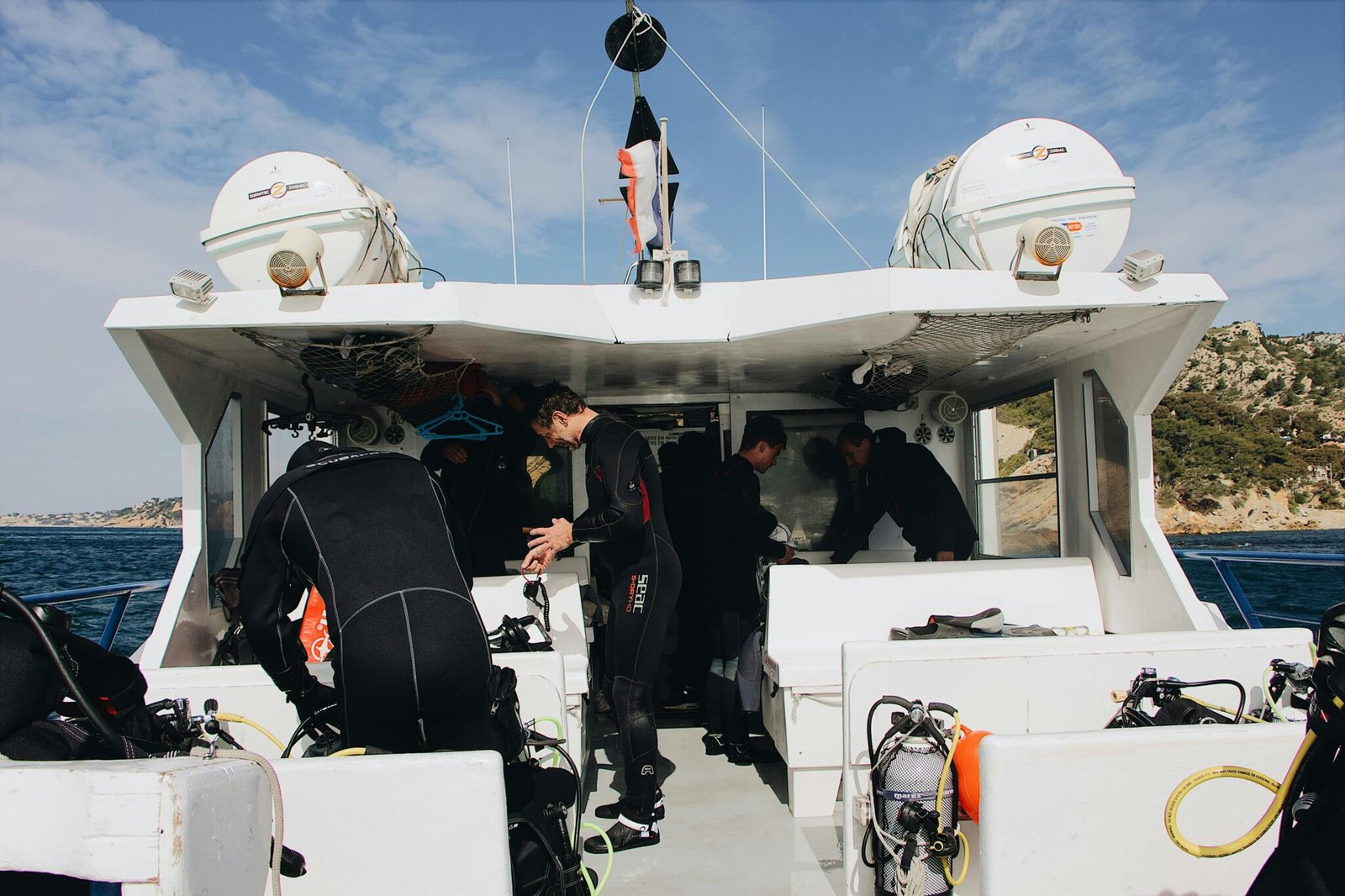 Technical Diving Gear 101: A Guide to Essential Equipment ...