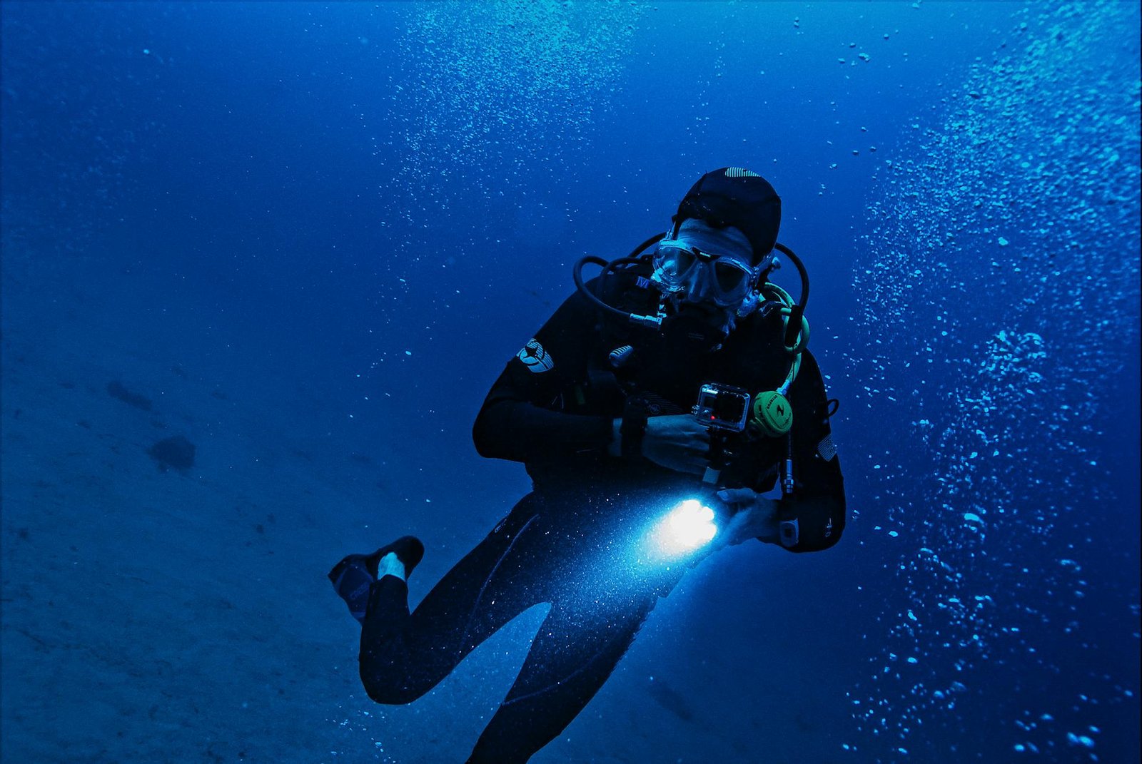 The Essentials of Technical Diving: What You Need to Know Before You ...